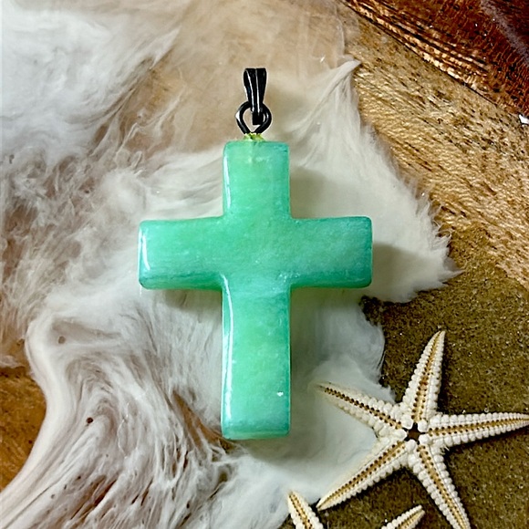 Vintage | Jewelry | Vintage Cross Jade Pendant | Poshmark